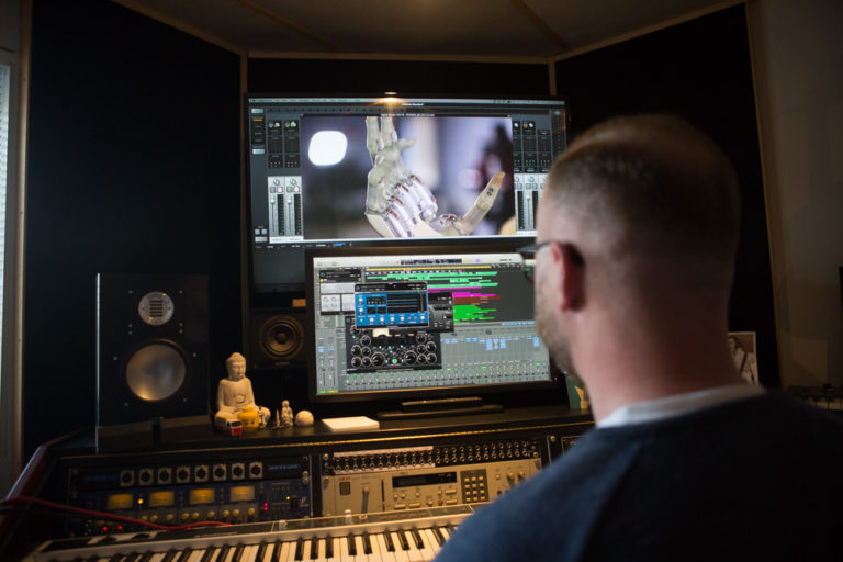 Creating Background Music Masterpieces, with Mike Reed - Musical U